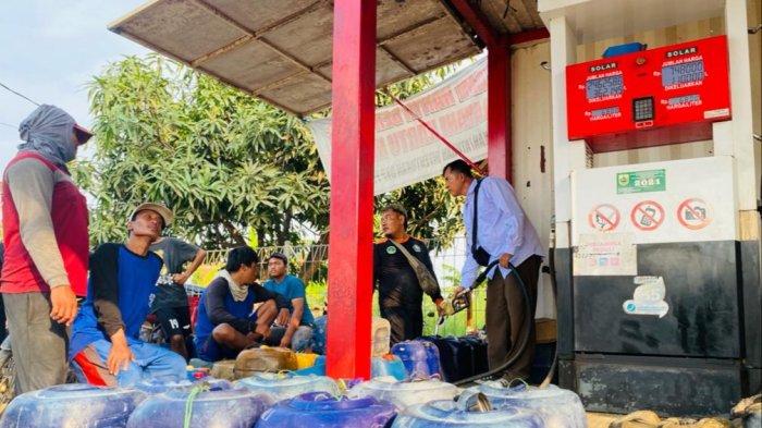 Pujianto Merasa Lebih Mudah dan Terbantu Dapat Solar Berkat Adanya ...