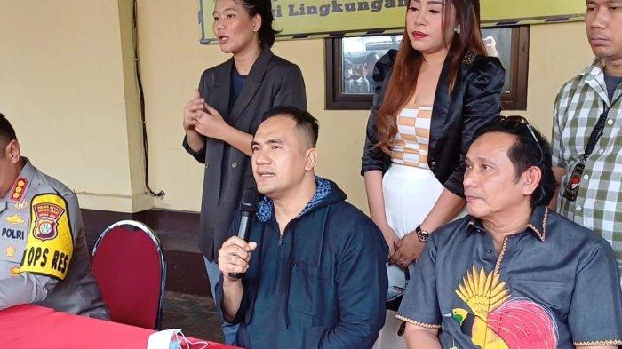 Kapolres Pastikan Orang yang Diduga Maki dan Pukul Saipul Jamil saat ... Kapolres Pastikan Orang yang Diduga Maki dan Pukul Saipul Jamil saat ...