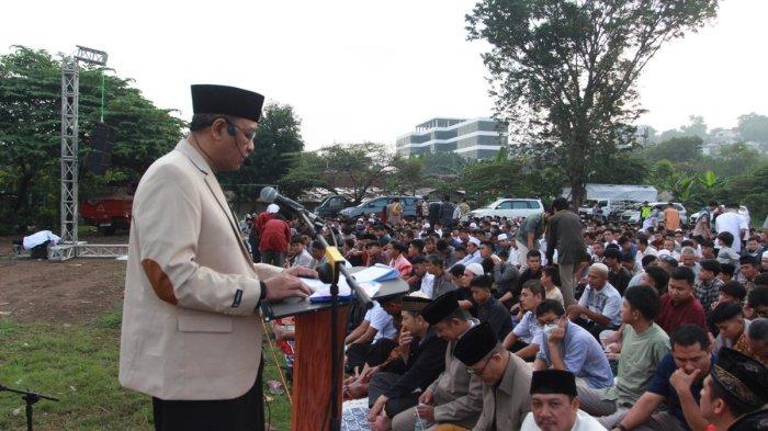 Salat Idul Fitri 2024: Pesan Toleransi dan Persatuan Menggema dari ...