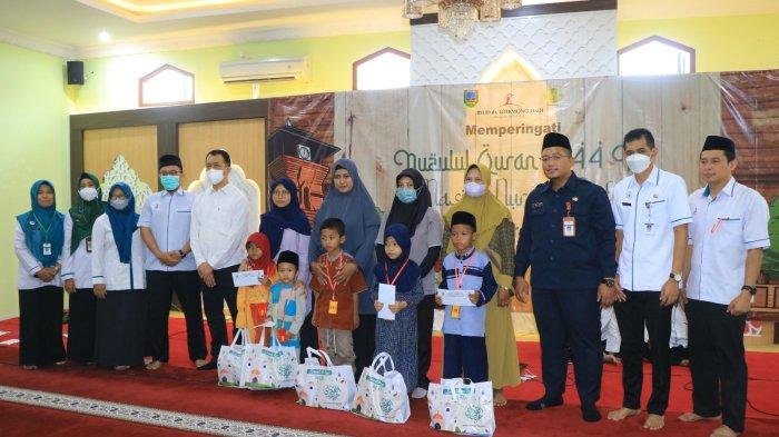 RSUD dr Loekmono Hadi Kudus Santuni 200 Anak Yatim dan Bagikan 140 Paket Sembako - Tribunjateng.com