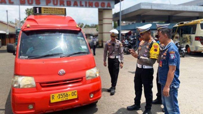 Ajak Tertib Lalu Lintas, Satlantas Polres Purbalingga Gelar Pembinaan Sopir Angkutan Umum ...