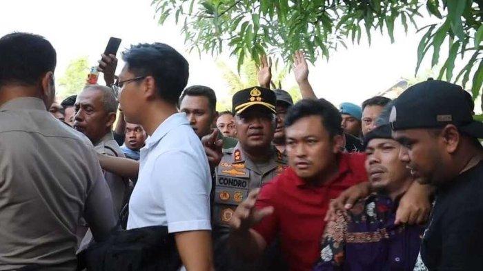 Pimpinan Ponpes Ngumpet di Plafon Rumah Warga, Diburu Massa Karena ...
