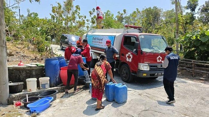 Belum Ada Tanda-tanda Hujan, Tujuh Kecamatan di Sragen Masih Terima Dropping Air - Tribunjateng.com