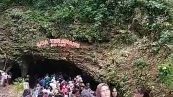 Libur Tahun Baru, Pengunjung Wisata Alam Goa Terawang Todanan Blora ...