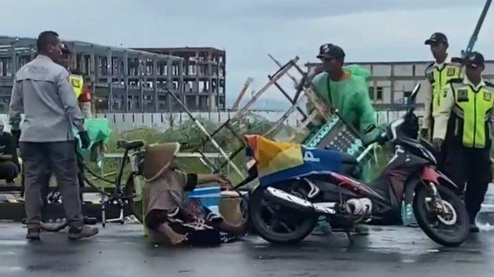 Aksi Arogan Oknum Satpam Tendang PKL di Kawasan Industri Kendal Berujung Mediasi - Tribunjateng.com