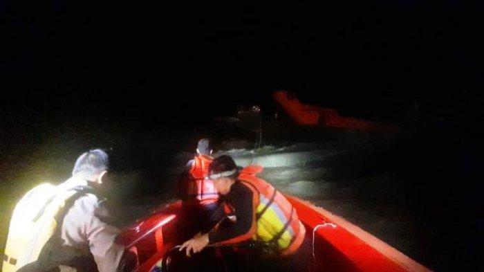 Basarnas Semarang Selamatkan Belasan Kru Kapal Terombang-ambing di ...
