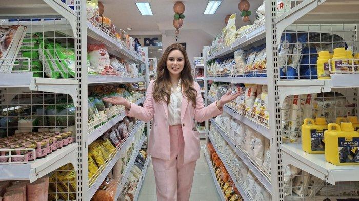 Video Tintin Rayner Buka Gerai Baru di Semarang, Hadirkan Konsep Cafe ...