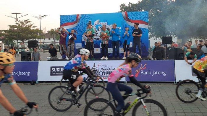 Ribuan Atlet Ikuti Tour de Borobudur di Solo, Ganjar Lepas Langsung ...