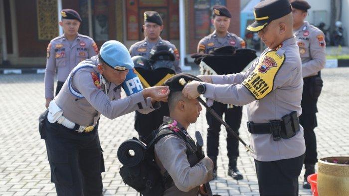 Tradisi Pembaretan, 25 Bintara Remaja Polresta Pati Longmarch 25 ...