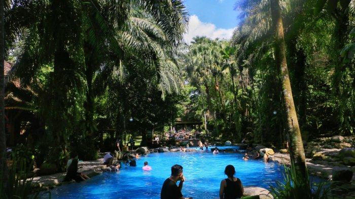 Serunya Berenang di Watu Gunung Semarang, Pemandian dengan Nuansa Alam ...