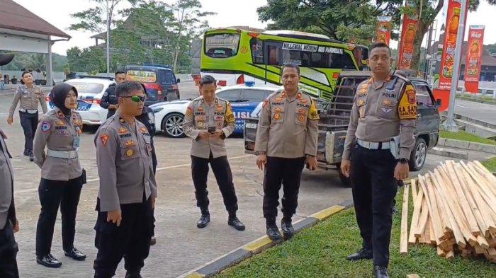 Polres Semarang Siapkan Skema One Way di Jalan Tol Jika Lalulintas ...