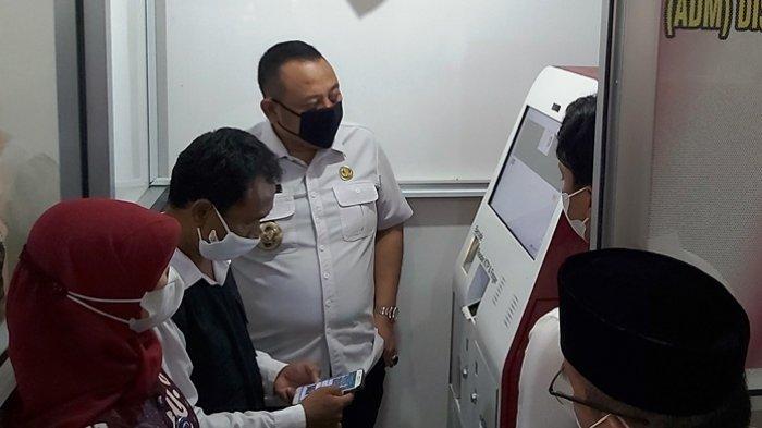 Kota Tegal Punya Anjungan Dukcapil Mandiri, Warga Bisa Cetak KTP dan KK ...