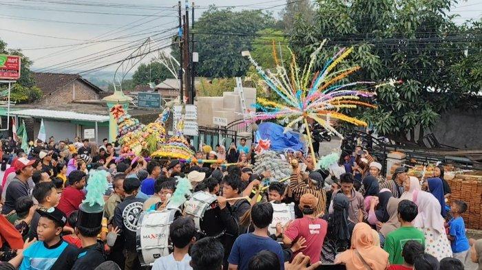 Tradisi Grebeg Sumpil Mengenang Wali Hasan Abdullah di Kaliwungu ...