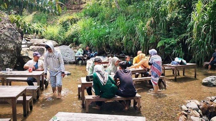 Libur Lebaran, Wisata Alam Lenk Dopang di Kudus Dipenuhi Pengunjung ...