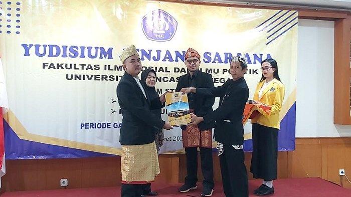 UPS Tegal Yudisium 39 Sarjana FISIP, Dorong Lulusan Miliki Pengetahuan Kenusantaraan ...
