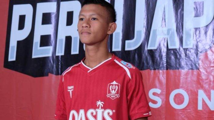 Pemain Muda Asal Jepara Adam Aditya Kini Berseragam Persikab Kabupaten ...