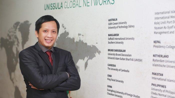 Adam Safitri Ikuti Ujian Terbuka Doktor Sipil Unissula - Tribunjateng.com