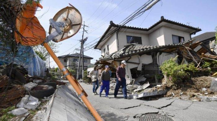 Gedung Pencakar Langit di Jepang Tetap Kokoh Berdiri meski Diguncang ... Gedung Pencakar Langit di Jepang Tetap Kokoh Berdiri meski Diguncang ...