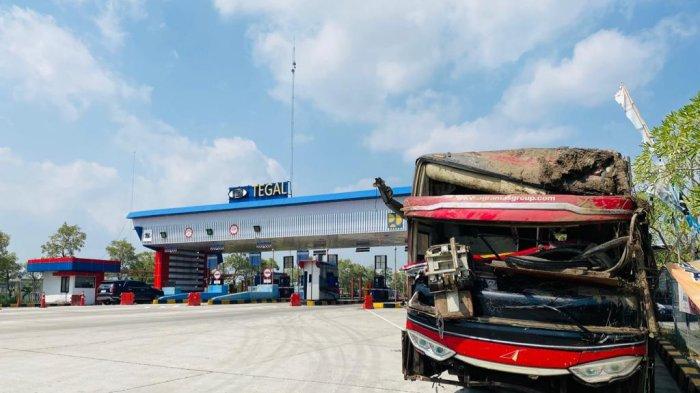 Begini Kondisi Terakhir Bus yang Alami Kecelakaan di Tol Pejagan-Pemalang KM 297 A ...