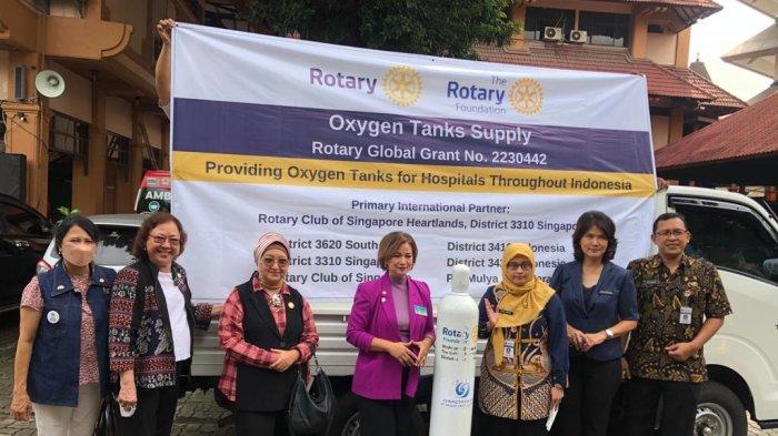 Aksi Kemanusiaan Rotary Club Bantu Tabung Oksigen untuk Faskes Jateng ...