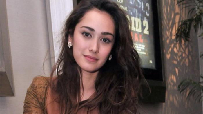 7 Potret Alexandra Gottardo Artis dan Model, Selalu Kompak dengan Putri ...