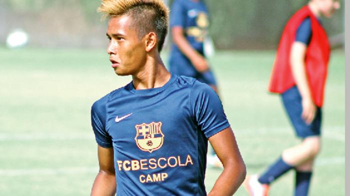 Angga Rezky Remaja Indonesia Main di Barcelona Junior - Tribunjateng.com