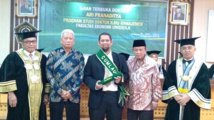 Dosen Unpand Raih Gelar Doktor Manajemen di FE Unissula - Tribunjateng.com