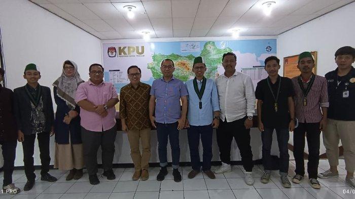 Badko HMI Jateng-DIY Kunjungi KPU Jateng - Tribunjateng.com