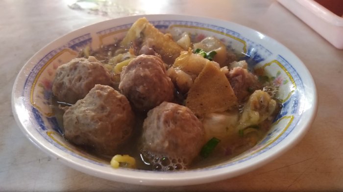 Bakso Pak Geger Sejak Tahun 1998, Rasa Daging Sapi dan Harganya Pas ...