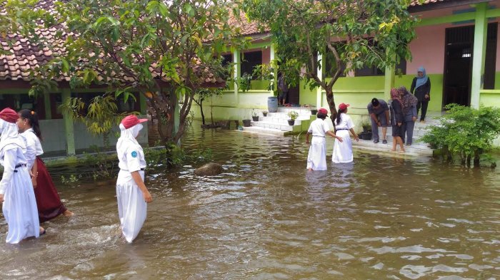 Daftar Daerah di Jateng dengan Potensi Rawan Banjir Paling Luas, Bukan Semarang, Grobogan Nomor ...
