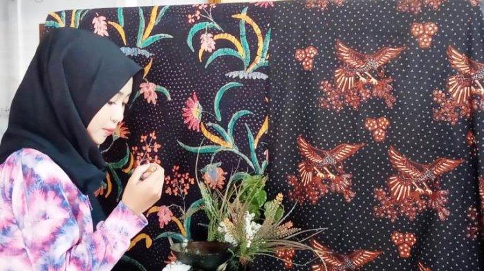 Cintai Warisan Adiluhung dengan Festival Batik Bakaran di Desa Wisata ...