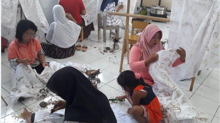 Lika-liku Industri Batik Tulis Gumelem Banjarnegara - Tribunjateng.com