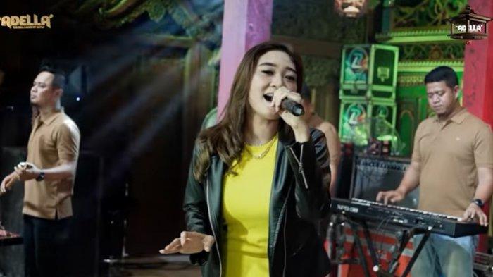 5 Potret Difarina Indra Penyanyi Dangdut Asal Tuban Jawa Timur, Lagunya Trending di YouTube ...