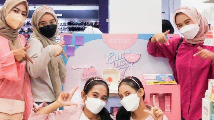 Emina Lucky Seven Birthday Celebration di Guardian Citraland Semarang ...