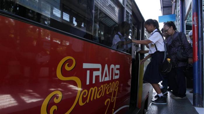 BRT Trans Semarang Hentikan Sementara Pengoperasian Halte Bandara Ahmad ...