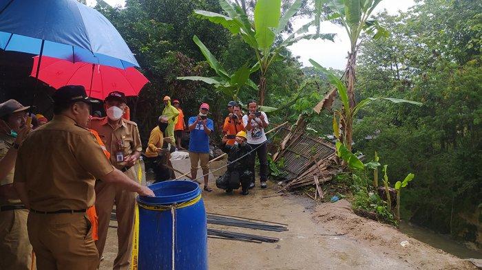 Keluarga Doa Bareng Minta Tubuh Sastro Setu Ditemukan Hidup atau Mati ...