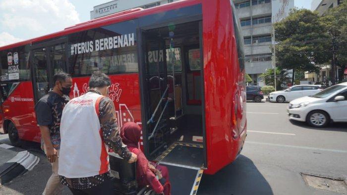Dukung Transportasi Ramah Disabilitas, Trans Semarang Mulai Sediakan Bus Low Deck - Tribunjateng.com