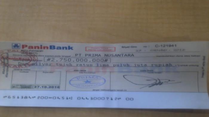 BREAKING NEWS: Juru Parkir Menteri Supeno Temukan Cek 'Senilai Rp 2,75 ...