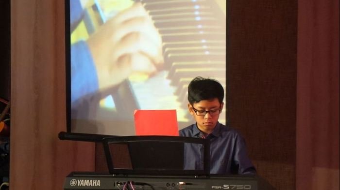 Latih Kepercayaan Diri, Siswa Christopherus Music School Unjuk ...