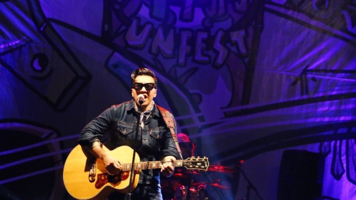 Chord Gitar Lagu-lagu Wanita dari Naif - Tribunjateng.com