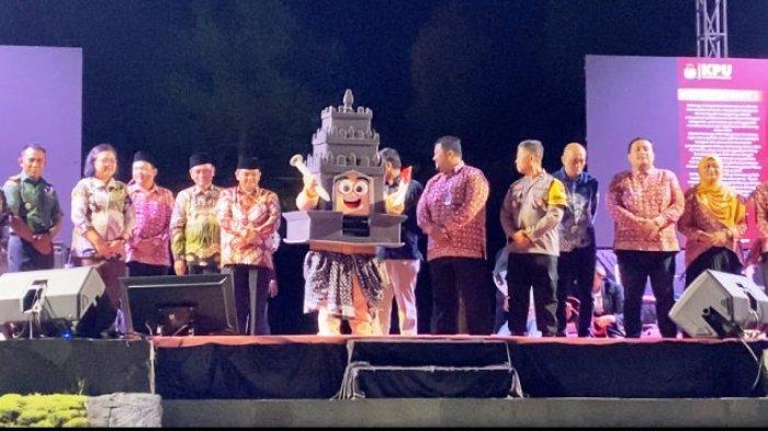 Penampakan Dedongo Maskot Pilkada Kabupaten Semarang, Berbentuk Candi ...