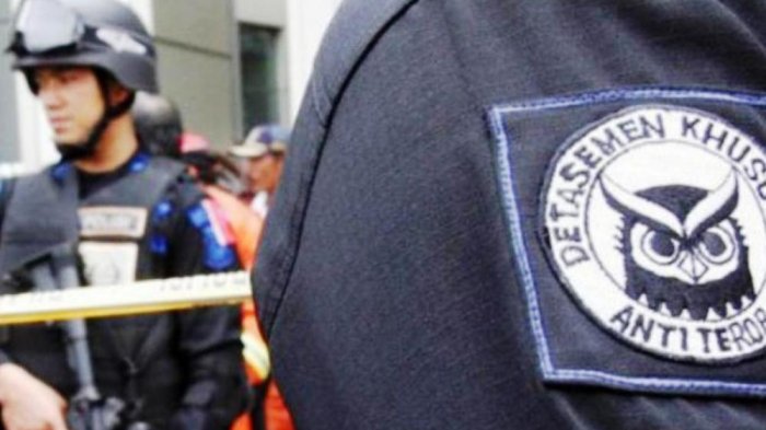 Densus 88 Temukan Panci, Panah hingga Berbagai Senjata Tajam ...
