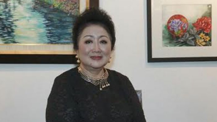 Dewi Hidayat Ungkapkan Kedamaian dan Keindahan Lewat Karya Lukisan ...