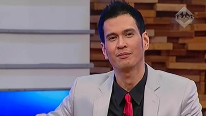 Biodata Dokter Ryan Thamrin Host Acara DR OZ - Tribunjateng.com