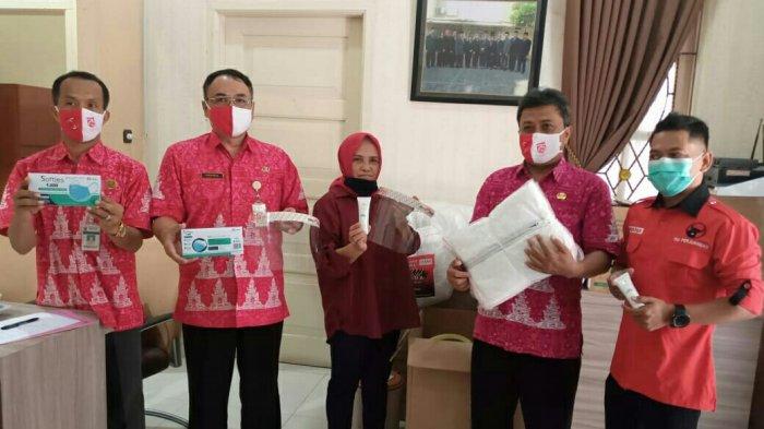 DPC PDIP Kabupaten Semarang Salurkan Ratusan APD ke RSUD Ambarawa ...