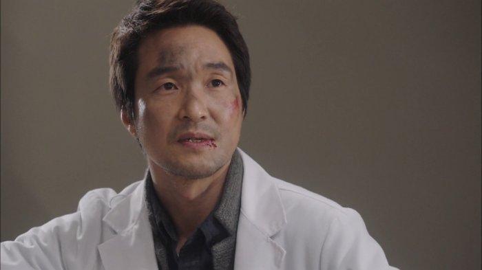 Master Kim Dilarang Lakukan Operasi Sinopsis Drakor Dr Romantic Episode ...