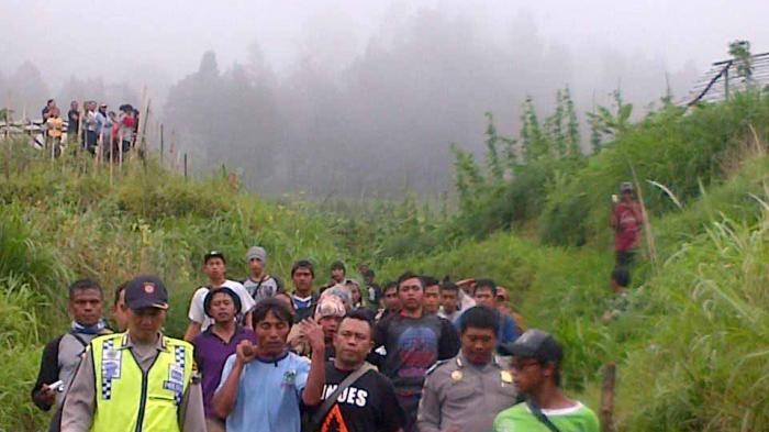 Mayat Oky Ditemukan Kaku di Dalam Tendanya - Tribunjateng.com