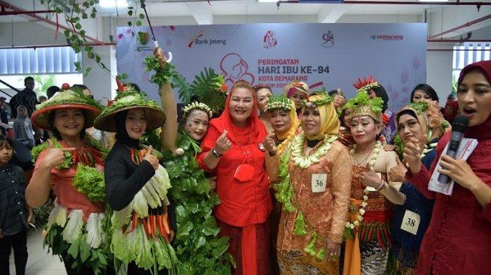 Video Uniknya Fashion Show Bertema Sayur Mayur di Pasar Johar, Kostum ...