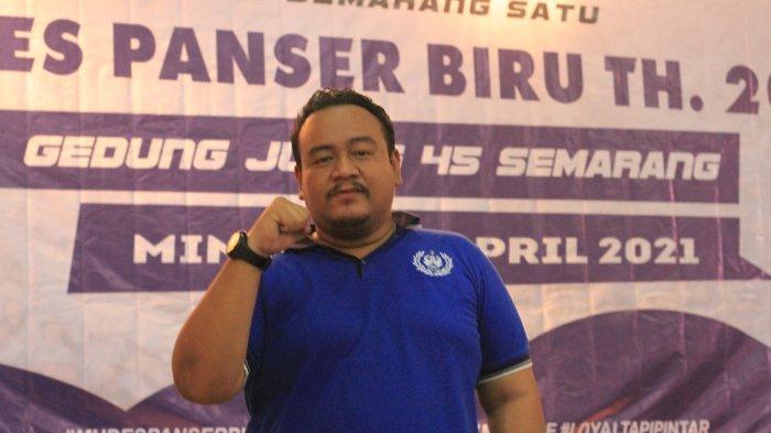 Panser Biru PSIS Semarang: Nonton Bola Imunnya Suporter - Tribunjateng.com