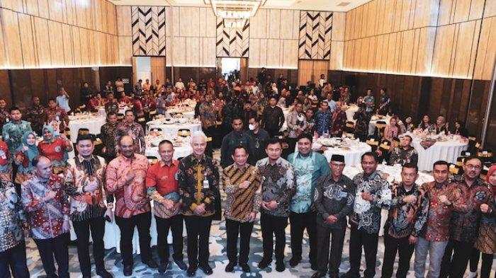 Di Hadapan Bupati se-Indonesia, Ganjar Tekankan Pentingnya Harmonisasi ...